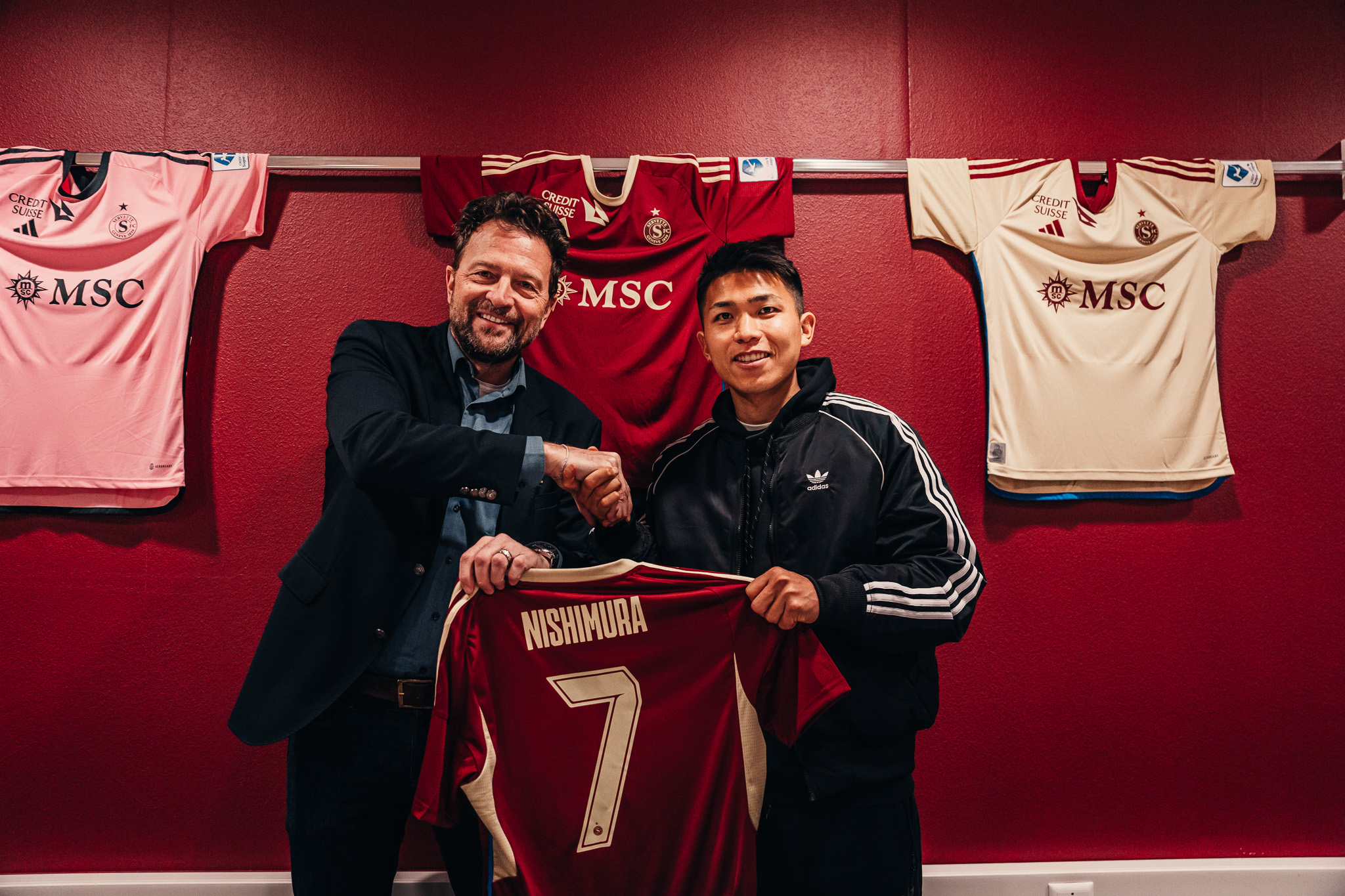 Takuma Nishimura est servettien ! - Servette FC